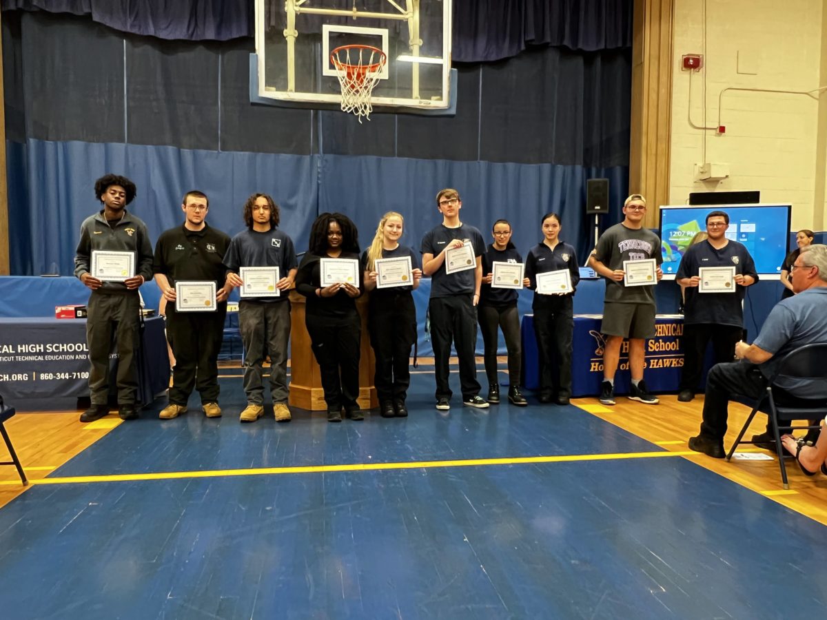 Seniors Recognized at Annual Academic & Technology Awards Ceremony ...